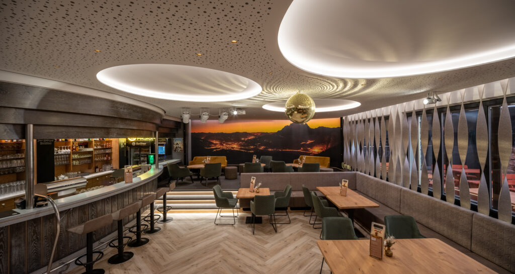 Max Pub - HK Architektur